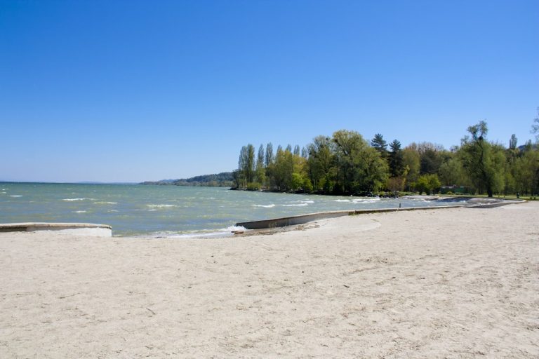 Carnet suisse - Yverdon-les-Bains - La Boucle Voyageuse